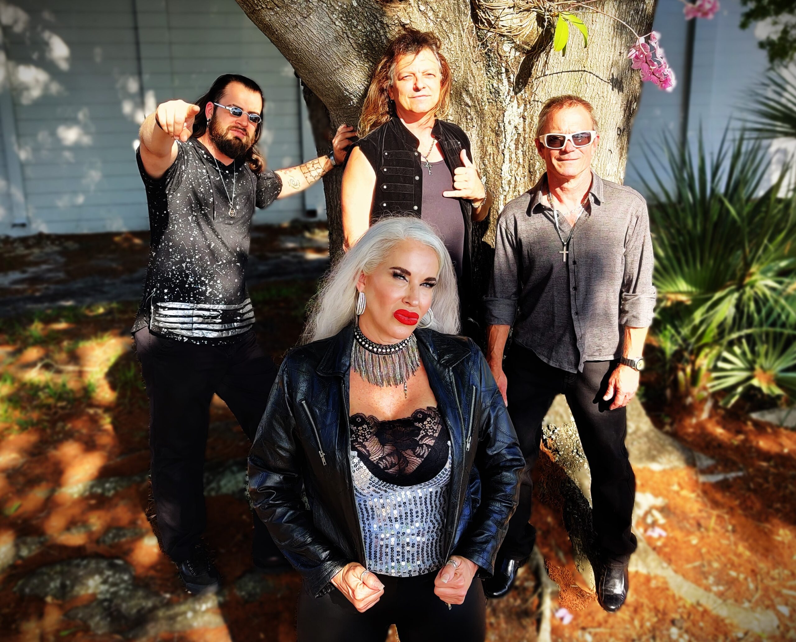 SILVER – ROCK HARD ROCK LOUD